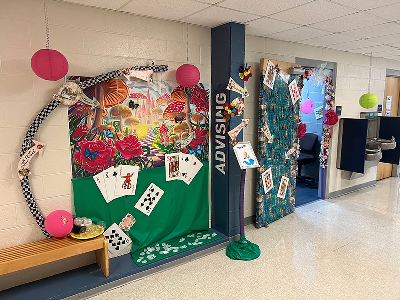 Door Decorating Contest Voting